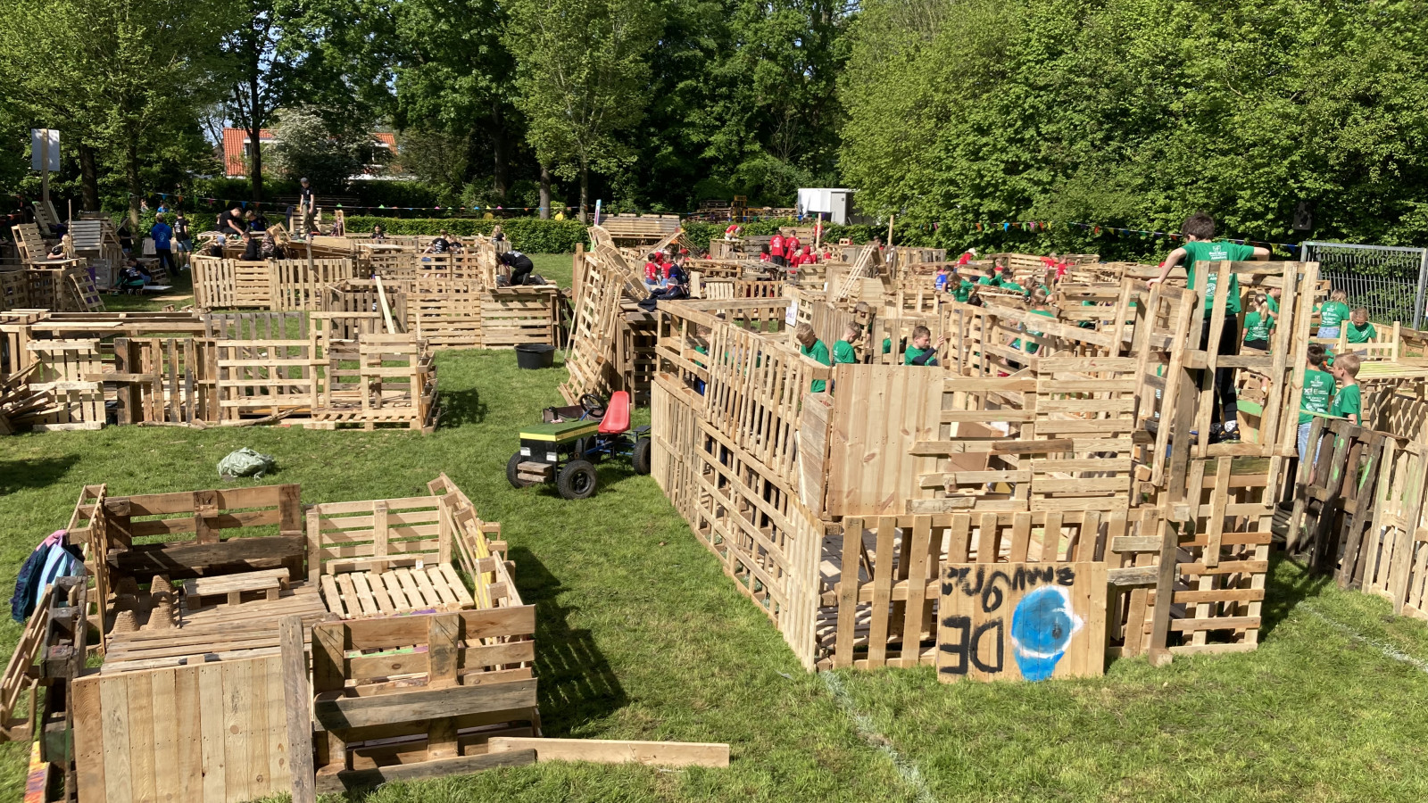 Timmeren, timmeren en nog eens timmeren in Abbekerk, maar is er wel ...